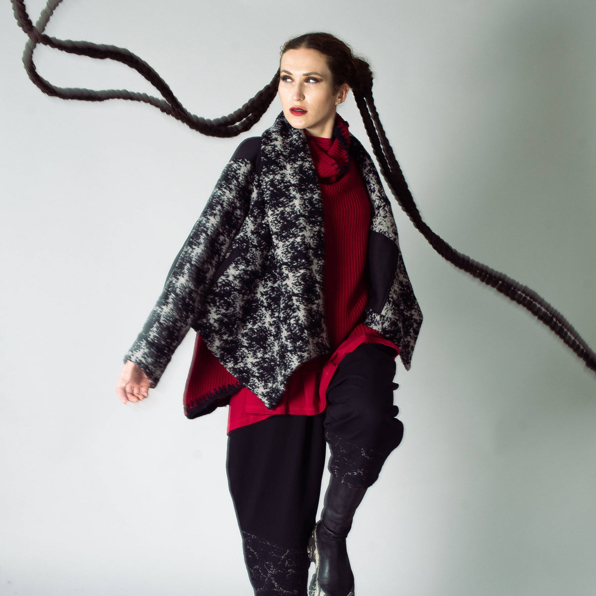Twisted Threads – Olivia May